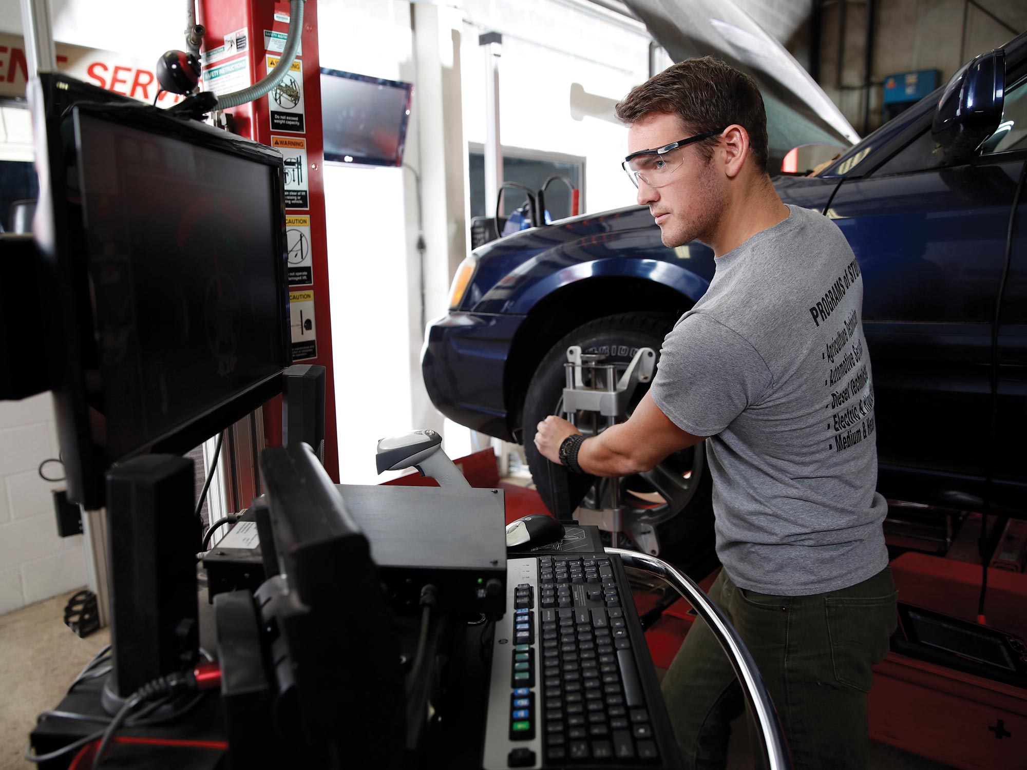 Maintenance and Light Repair - Ivy Tech Fort Wayne